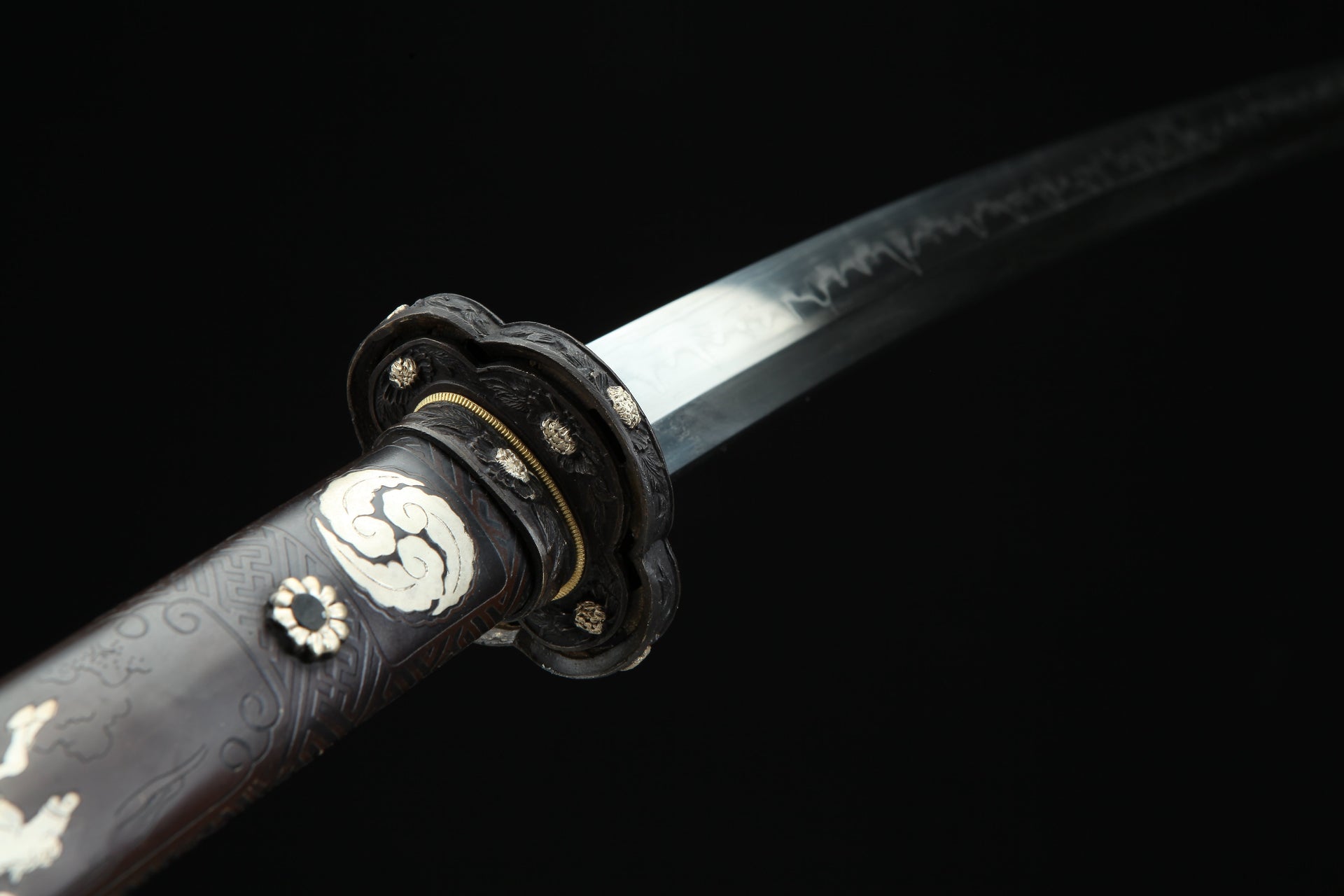 The Tachi: Japan’s First Legendary Sword and the Dawn of the Samurai ...